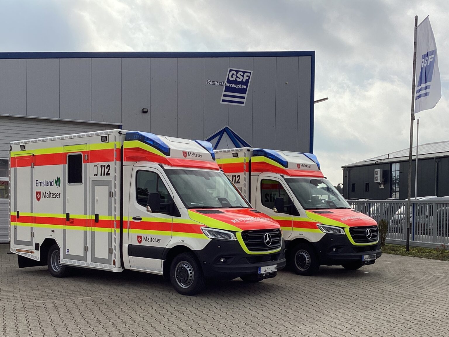 Fahrzeugübergaben | GSF Sonderfahrzeugbau Twist